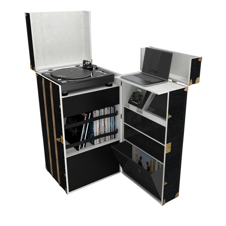 Vinyl Trunk For Sale at 1stDibs