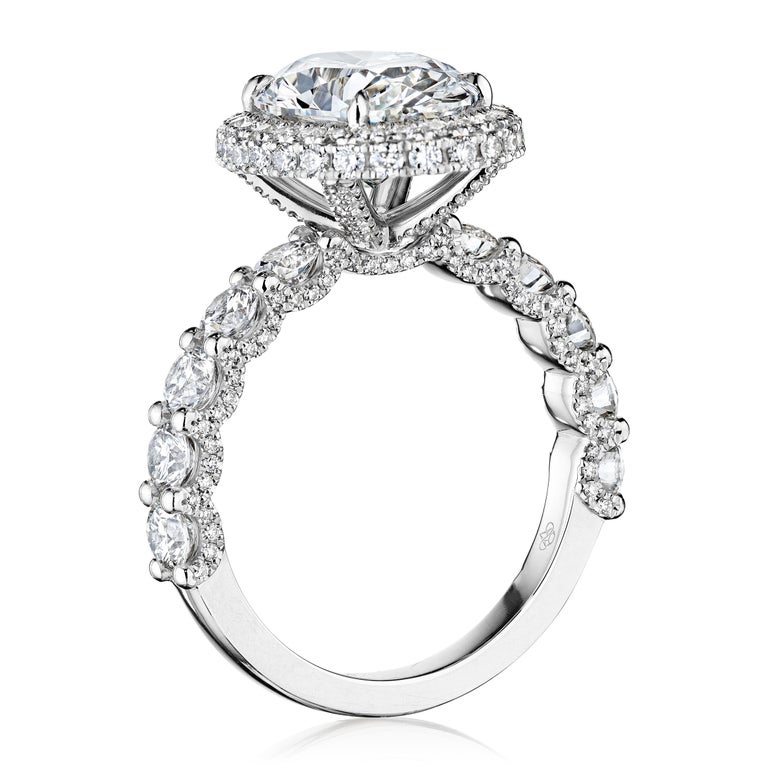 Violet Oval 3.5ct For Sale at 1stDibs