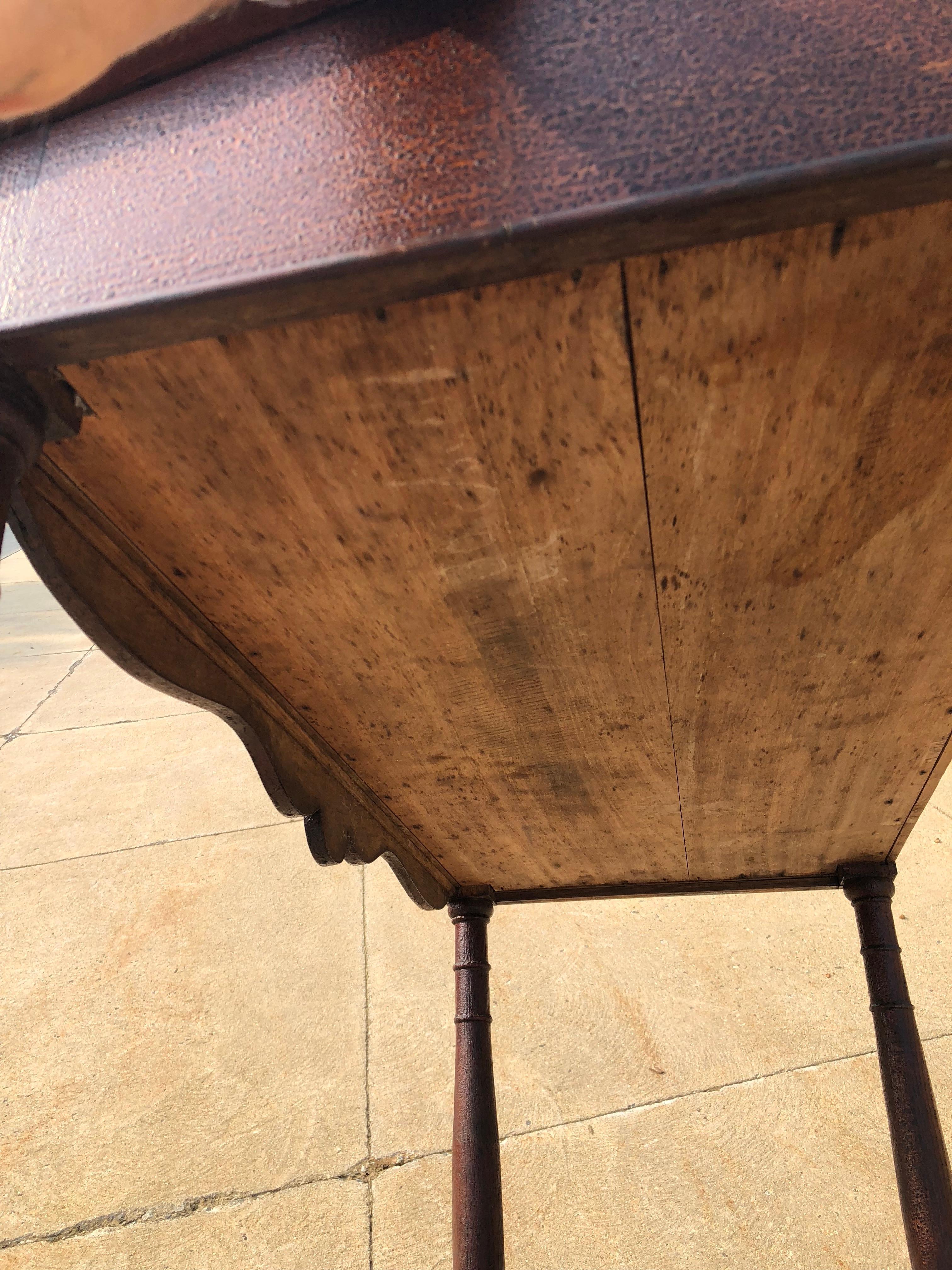 Virginia 1840 Master Desk Original Surface Wonderful Shaped Apron and ...