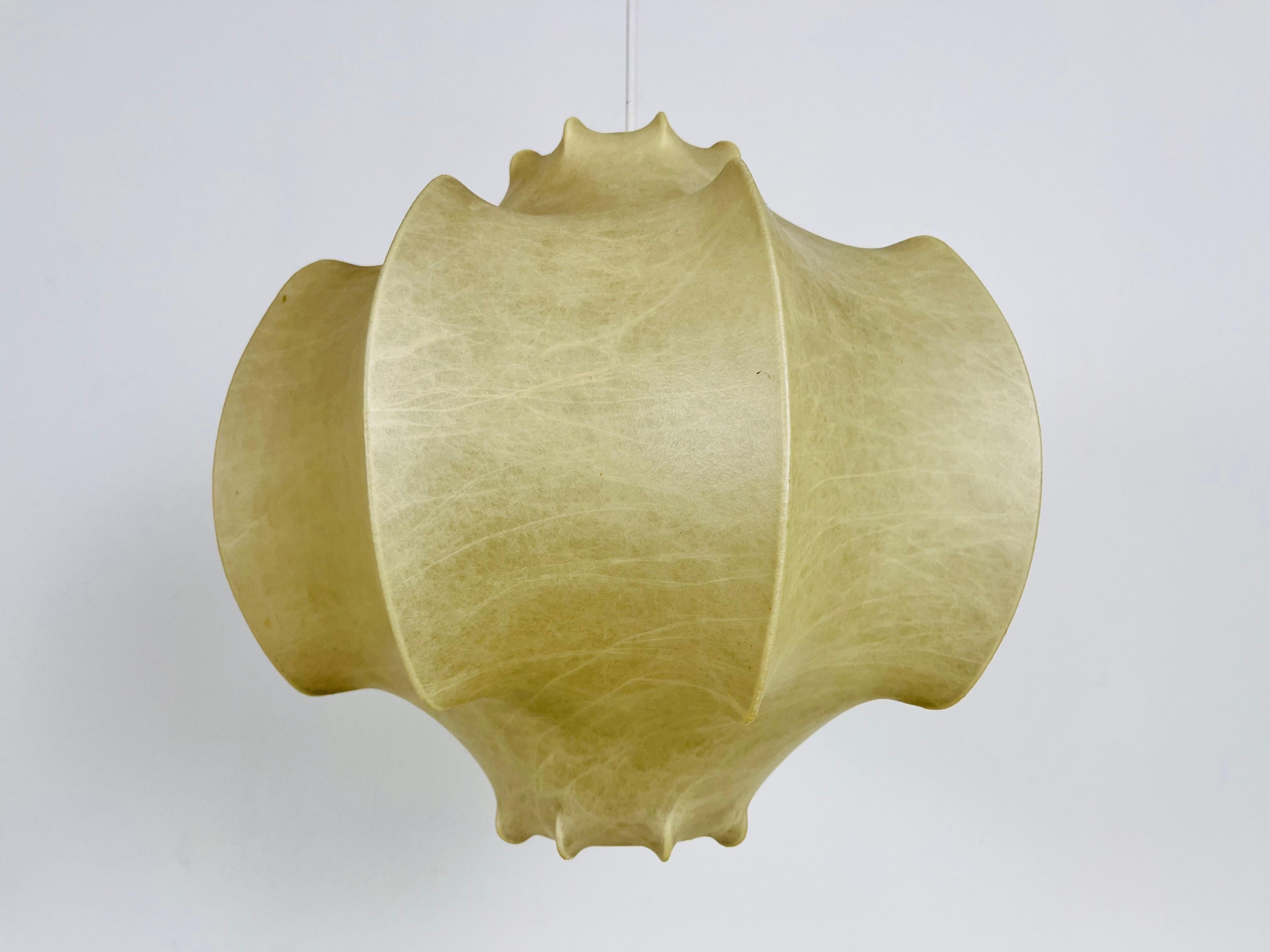Viscontea Cocoon Pendant Light by Achille and Pier Giacomo Castiglioni ...