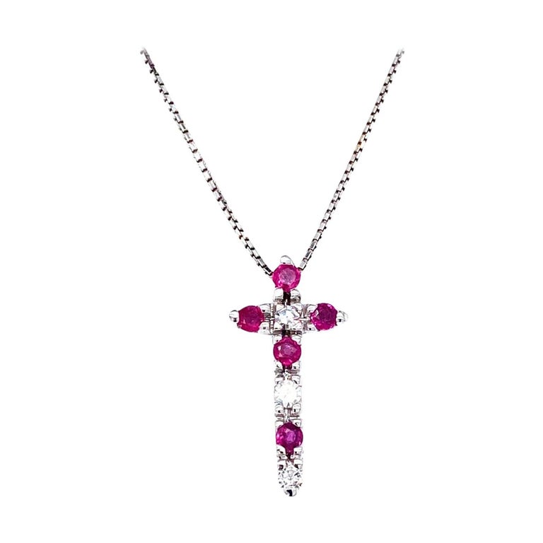 18 Karat White Gold Diamond Ruby Cross Pendant For Sale at 1stDibs