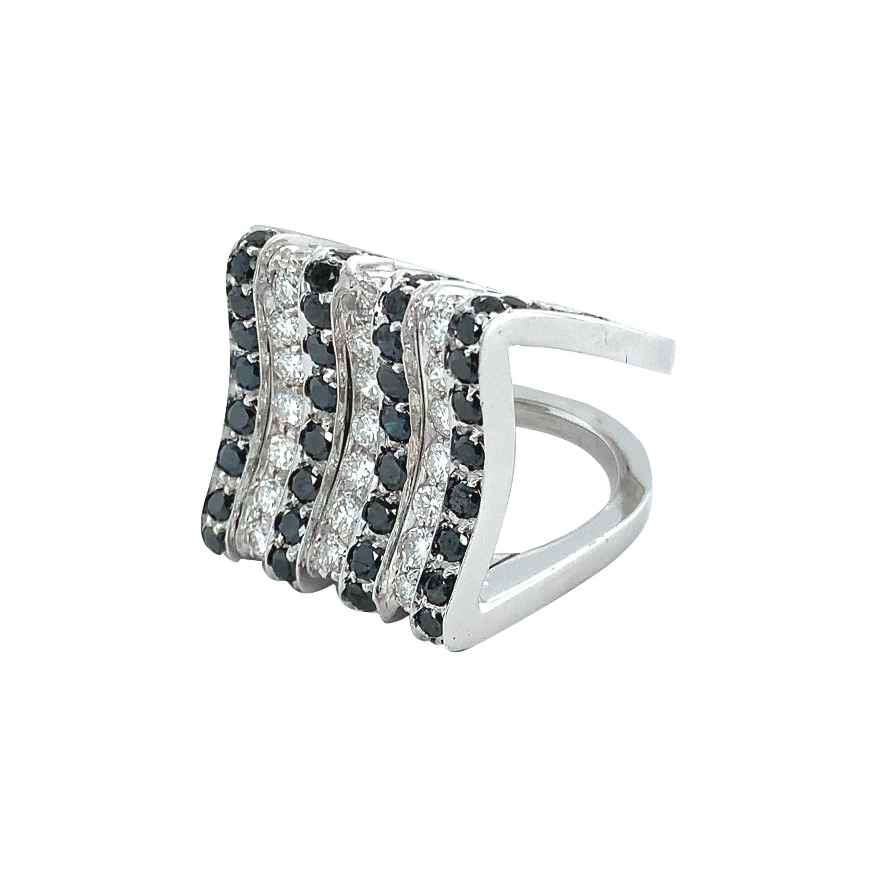 18 Karat Yellow Gold Square Signet Ring Small #21～#28 For Sale at 1stDibs