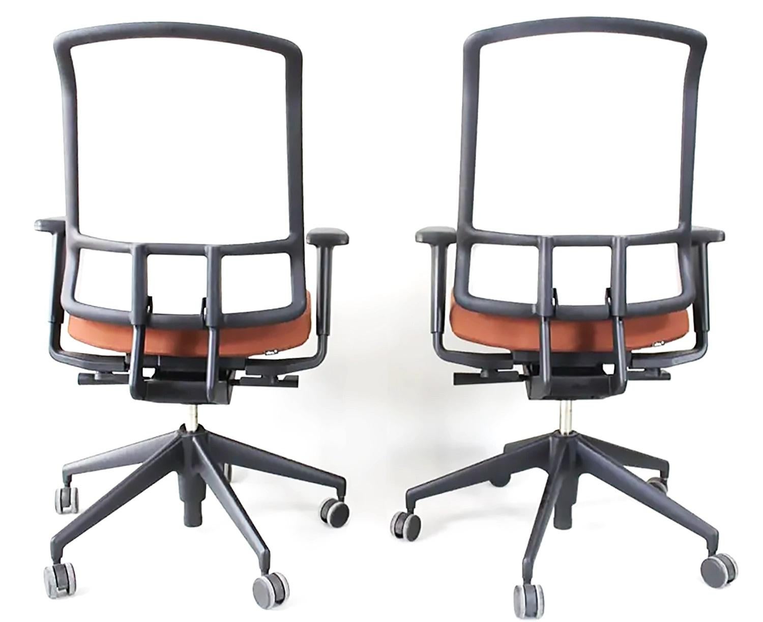 Vitra AM Fully Adjustable Ergonomic Office Chairs by Alberto Meda 2021 For Sale at 1stDibs