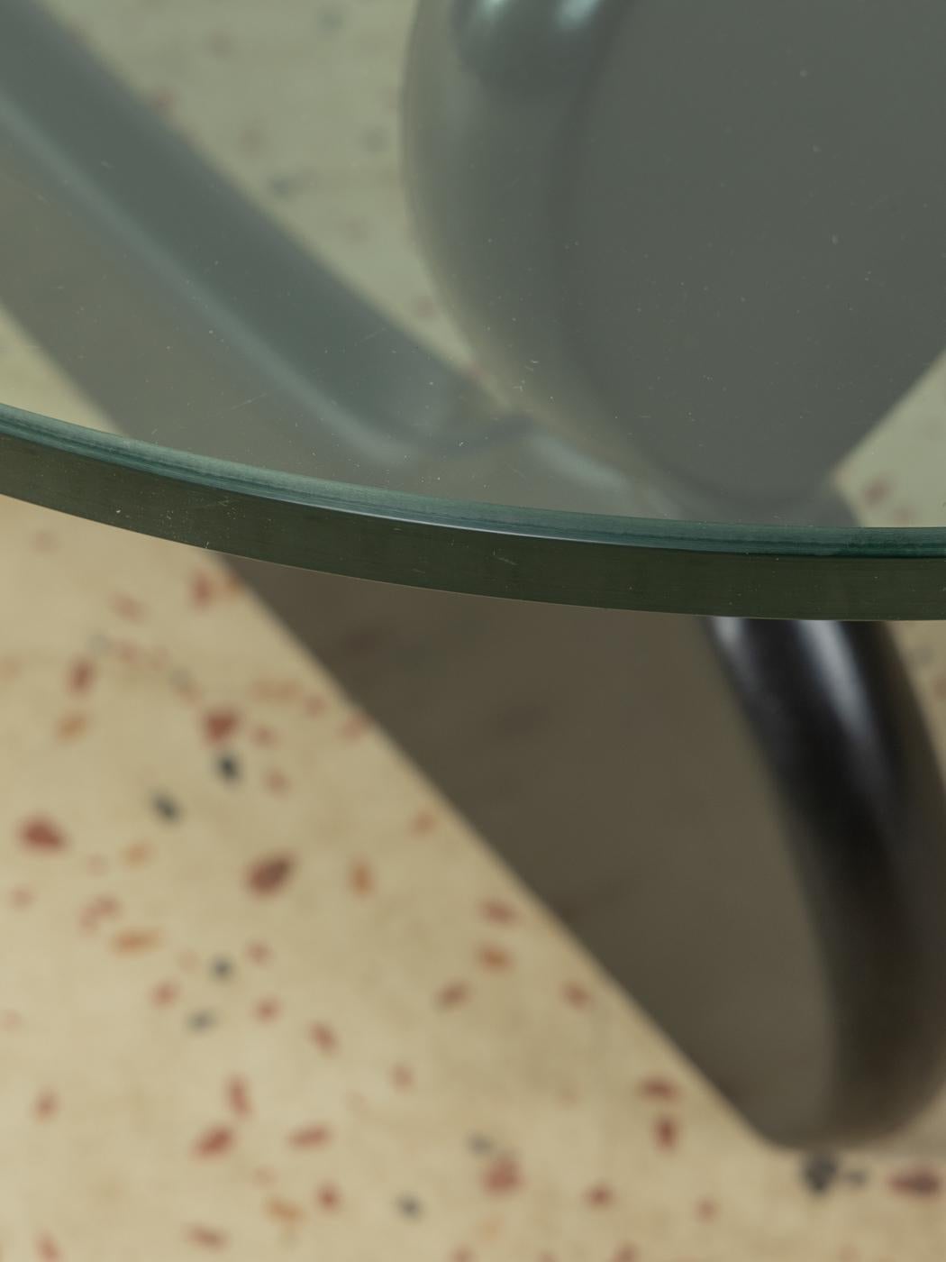 Vitra/Herman Miller by Isamu Noguchi glass coffee table For Sale at 1stDibs