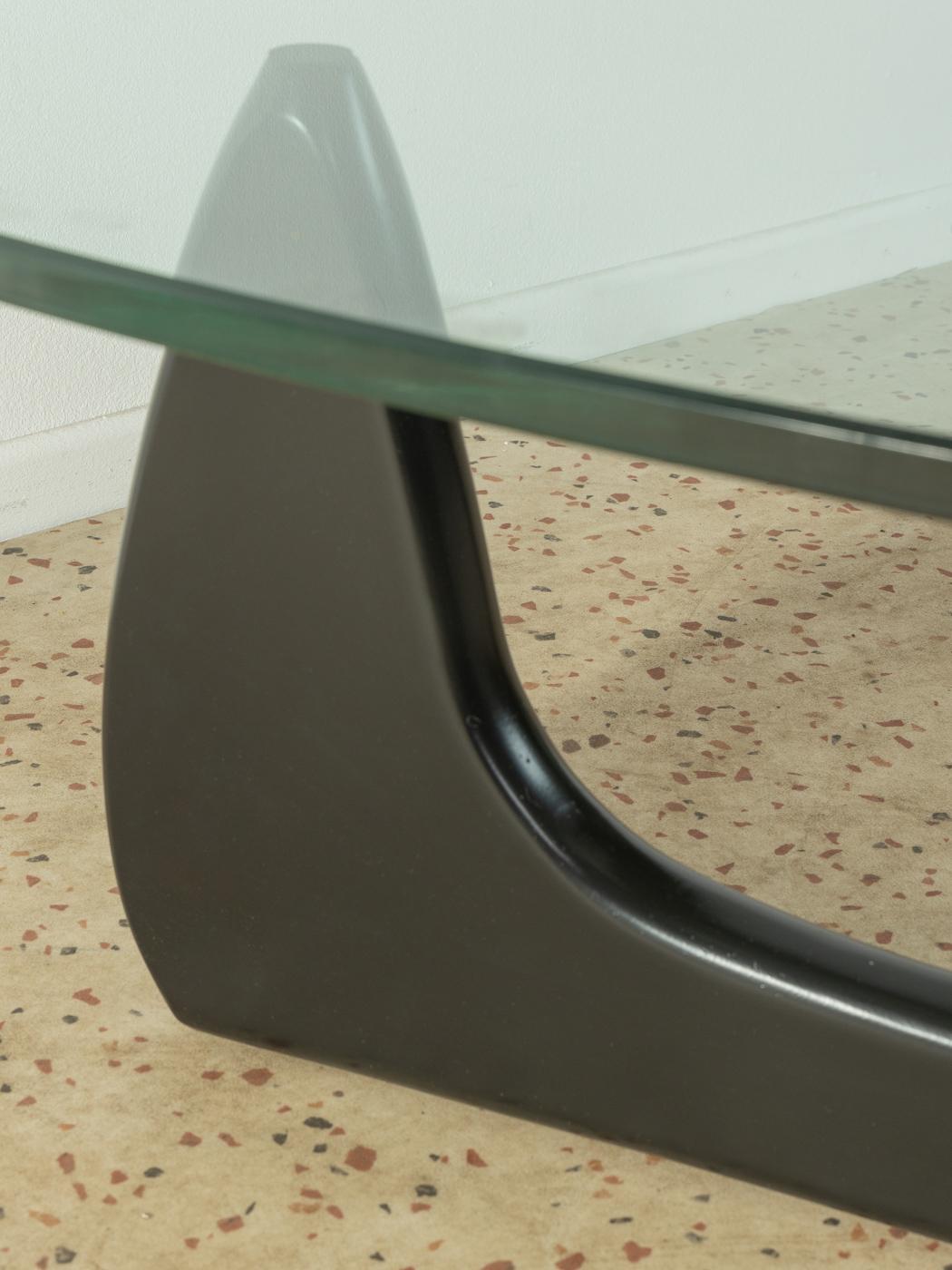 Vitra/Herman Miller by Isamu Noguchi glass coffee table For Sale at 1stDibs