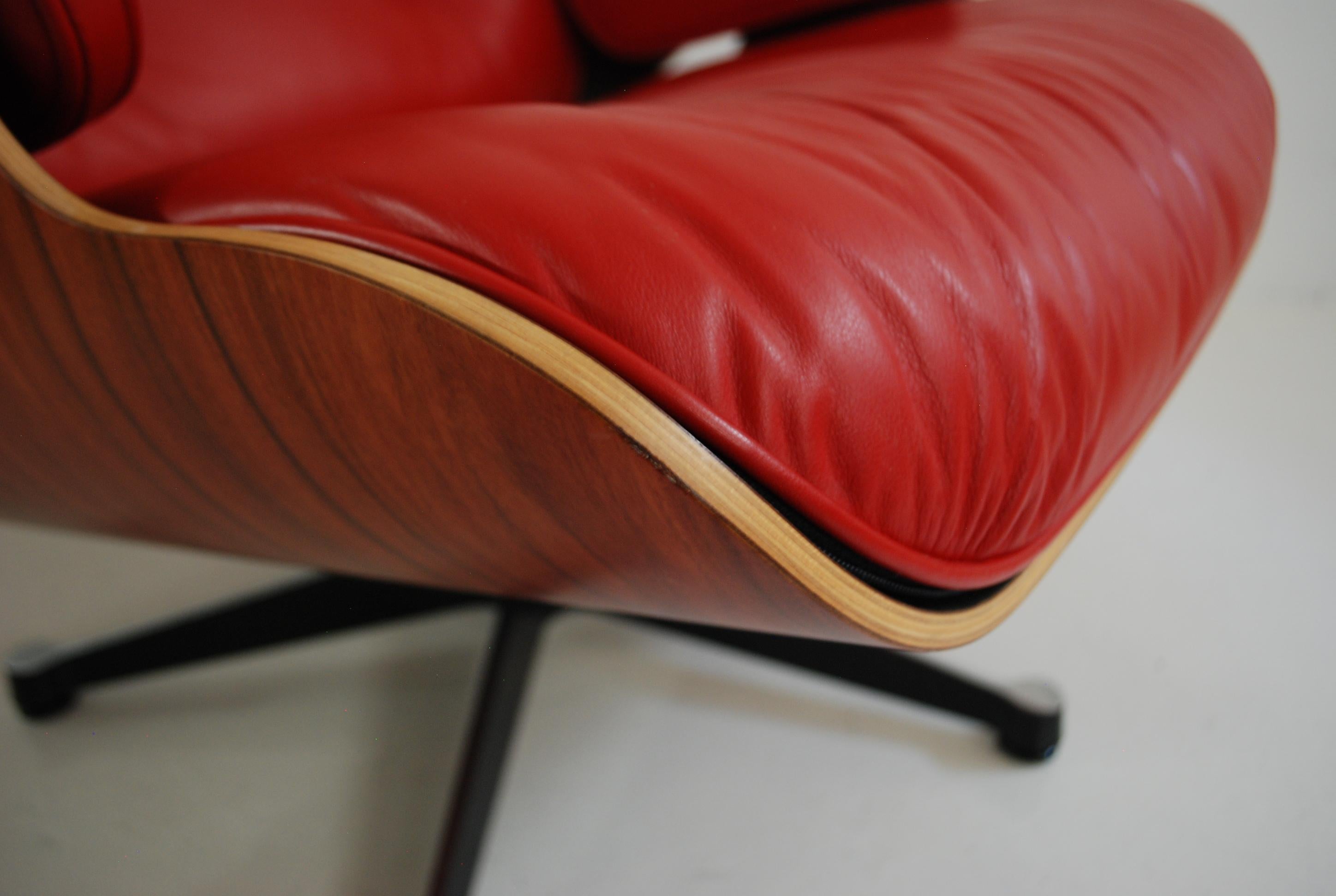 Vitra Lounge Chair Red Leather Santos Rosewood Charles/ Ray Eames, 2007 ...