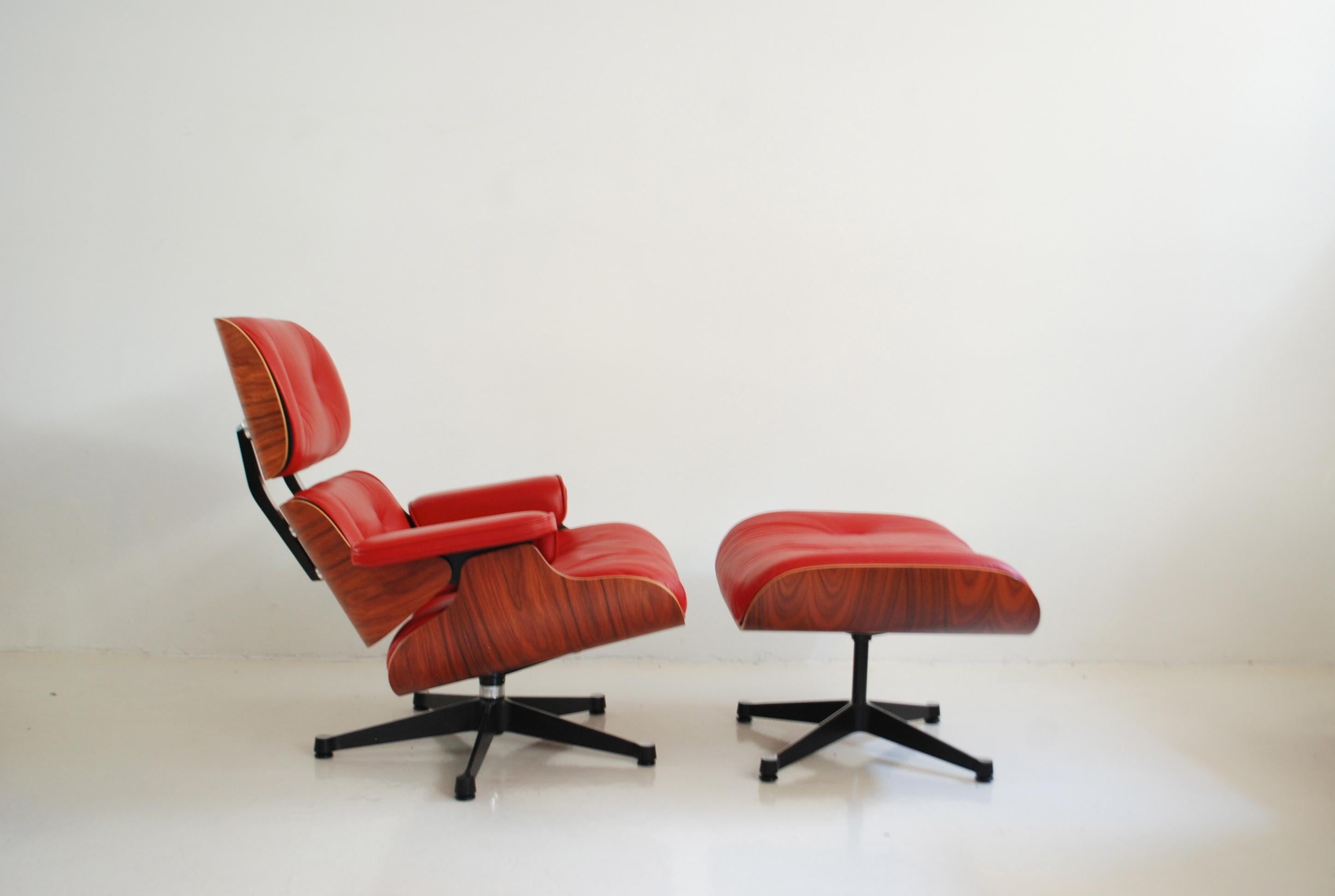 Vitra Lounge Chair Red Leather Santos Rosewood Charles/ Ray Eames, 2007 ...