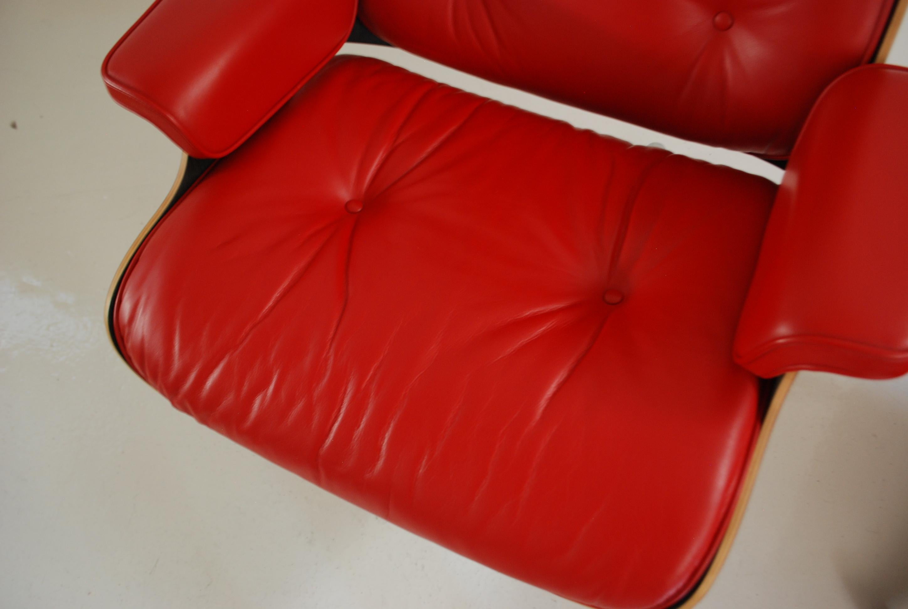 Vitra Lounge Chair Red Leather Santos Rosewood Charles/ Ray Eames, 2007 ...
