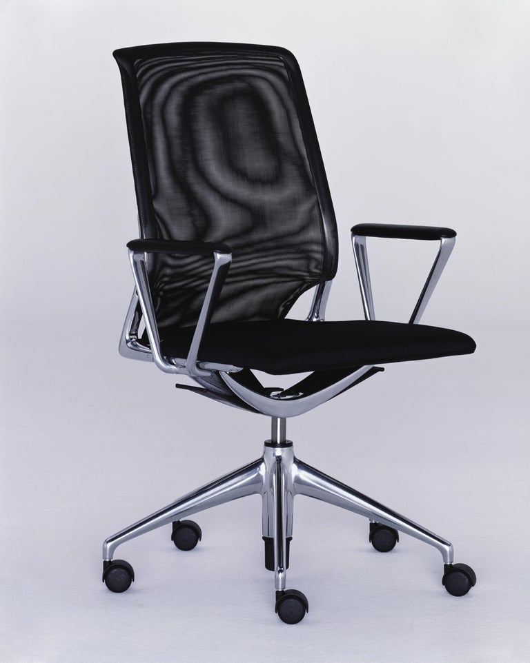Vitra Meda Chair in Black Netweave and Nero Leather Seat by Alberto ...