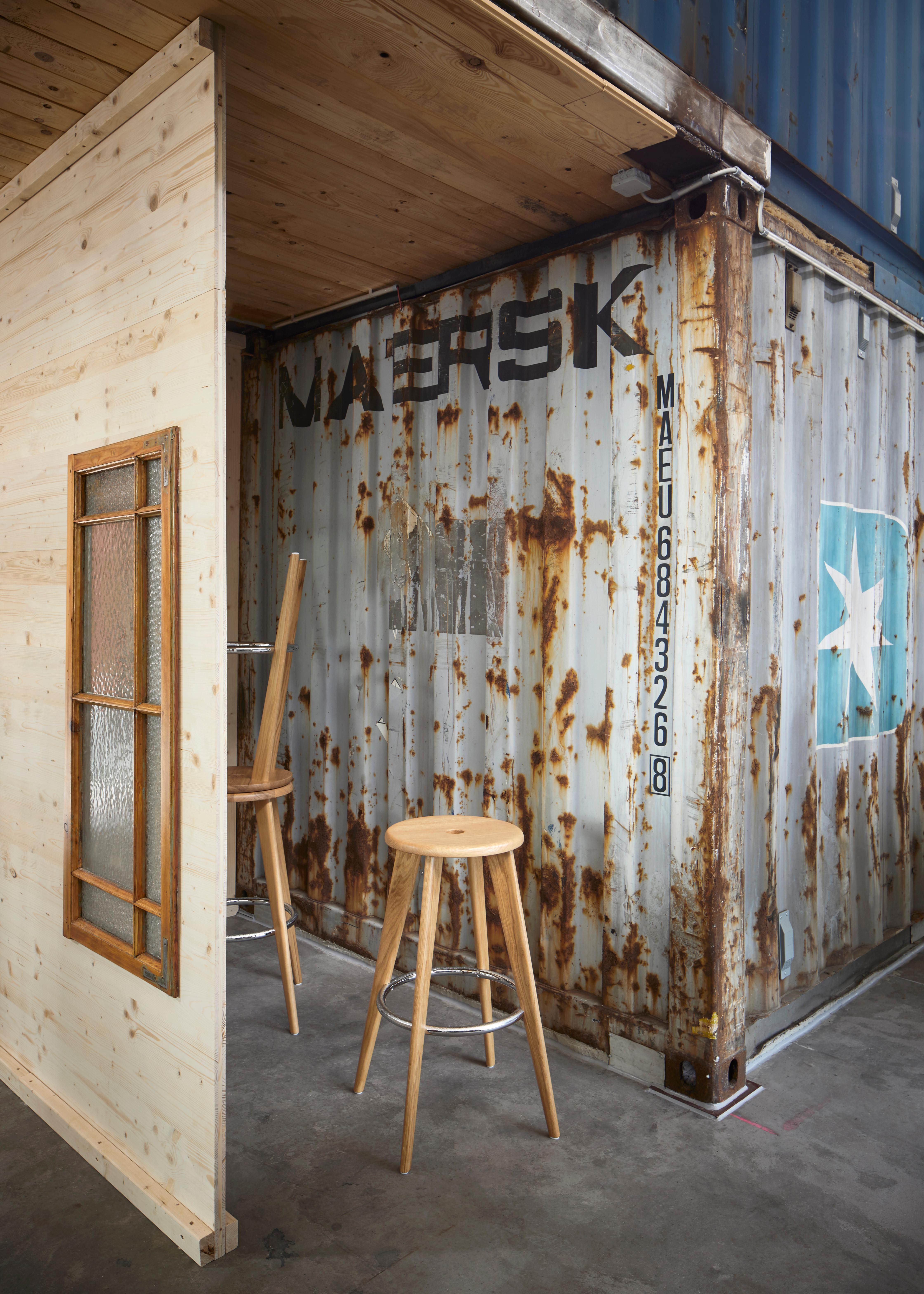 Vitra Tabouret Haut Bar Stool in Natural Oak by Jean Prouvé For Sale at ...