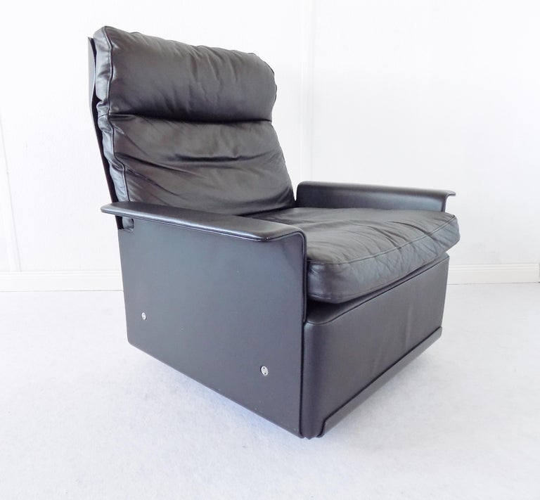 Vitsoe 620 by Dieter Rams Black Leather Lounge chair, Mid-Century ...