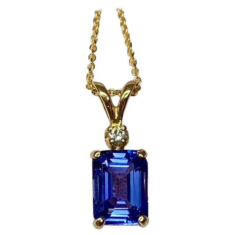 Vivid Blue Violet Tanzanite and Diamond Yellow Gold Pendant Necklace ...