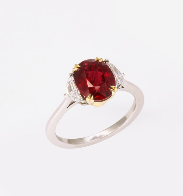 Vivid Red Ruby and Diamond Ring For Sale at 1stDibs