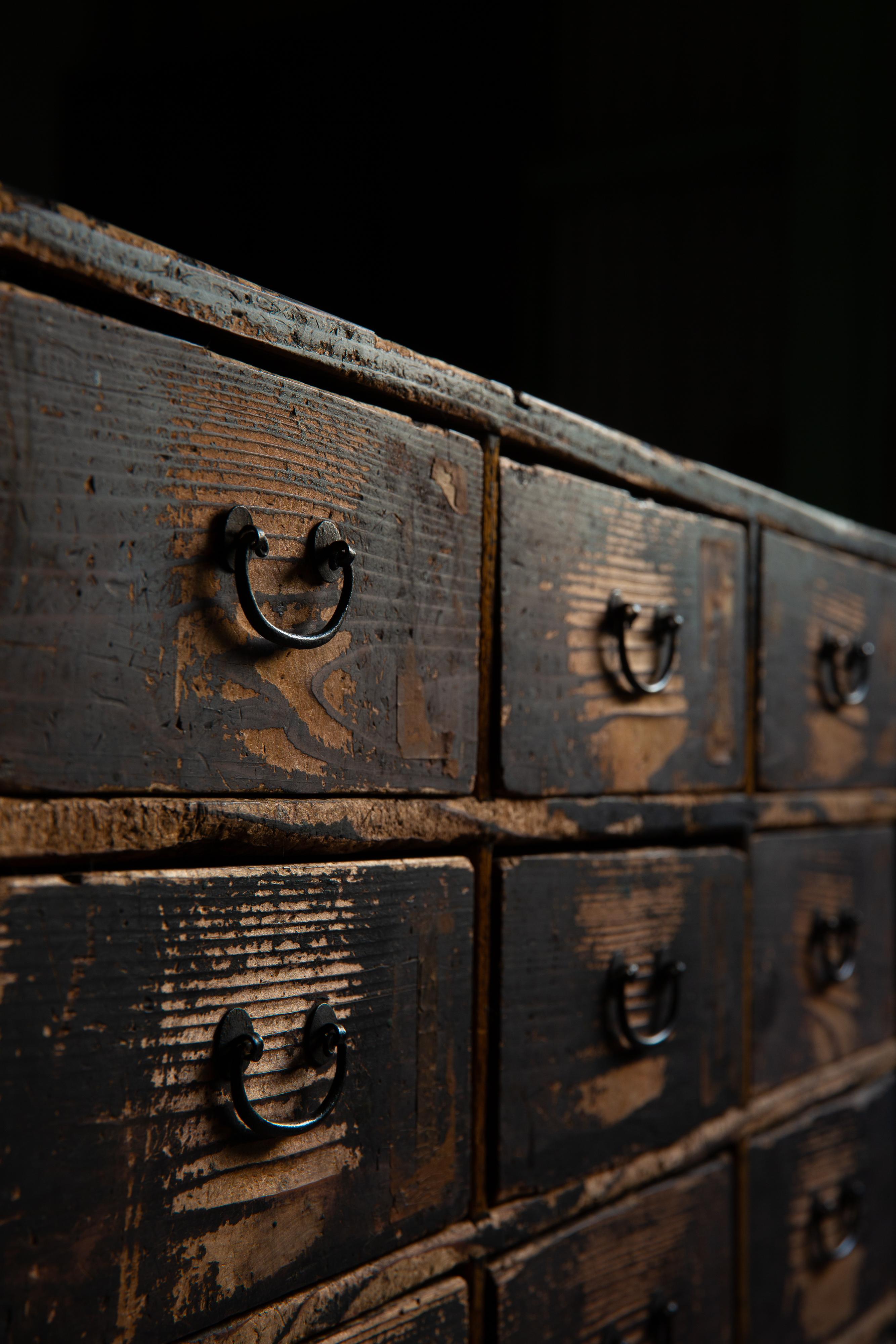 19th Edo Japanese wabi sabi dougu Kusuri Tansu, Tool medicine chest of drawers For Sale at 1stDibs