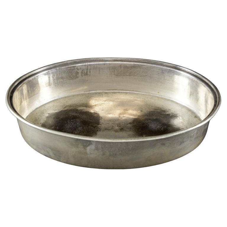 Waldorf Astoria Hotel Silver Plated Brass Oval Buffet Bowl For Sale at ...