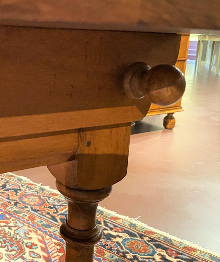 Wallace Nutting Signed Maple Tavern Table with Bold Turned Legs and ...