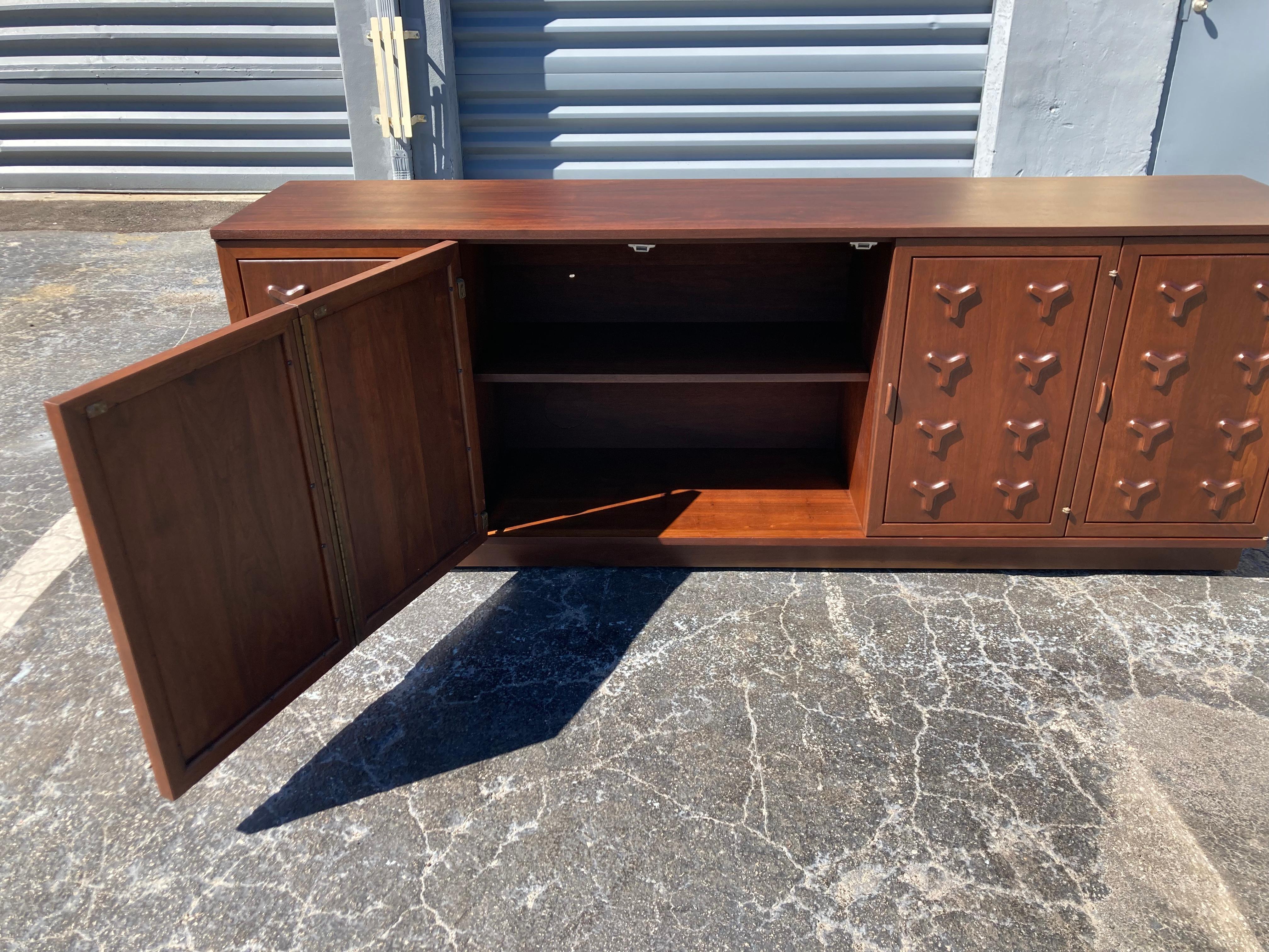 Walnut Credenza by Jorgen Hansen and Jens Thuesen for Romweber For Sale ...