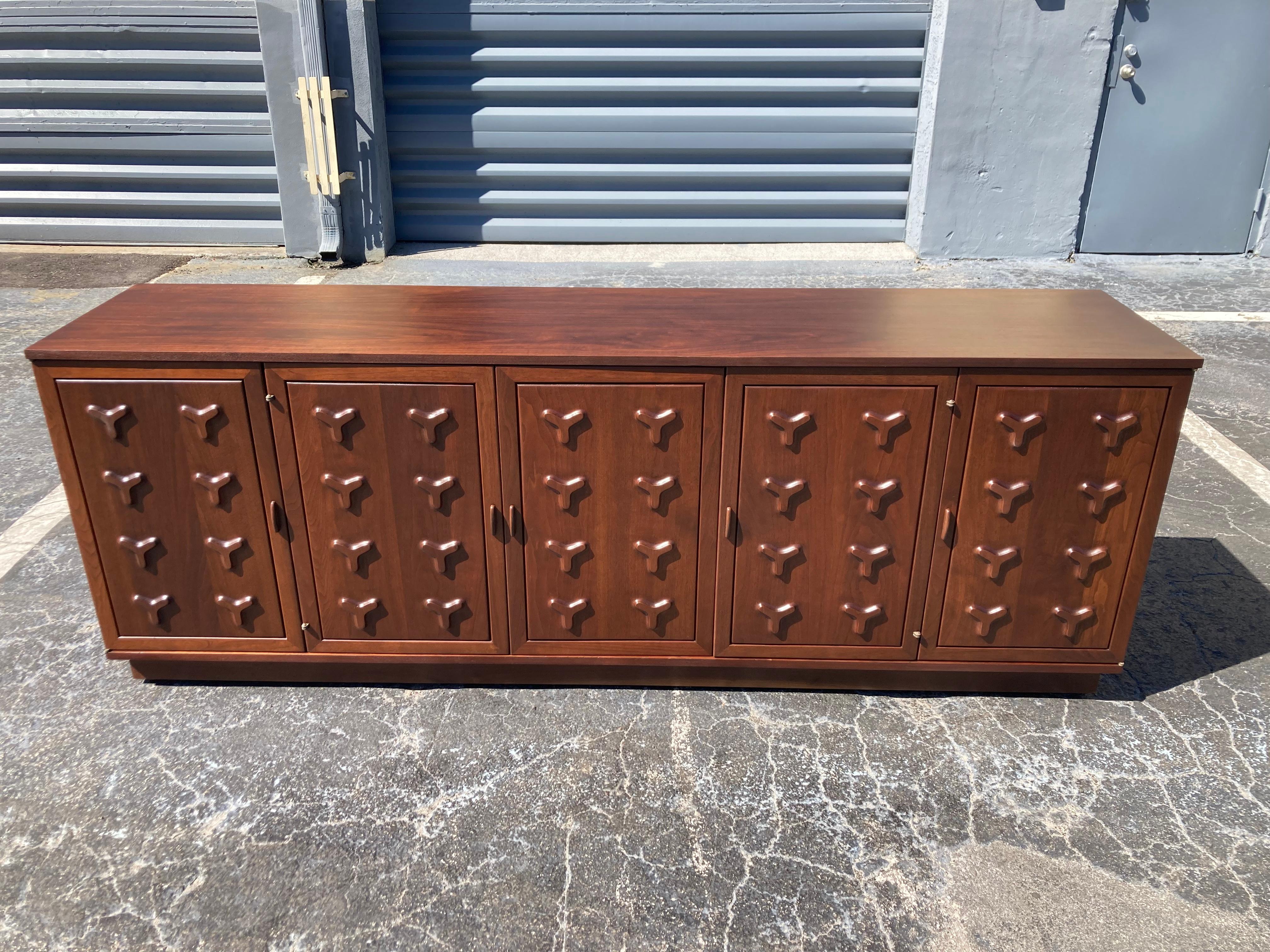 Walnut Credenza by Jorgen Hansen and Jens Thuesen for Romweber For Sale ...