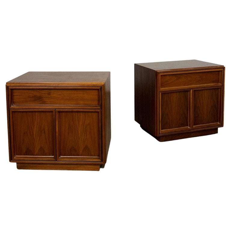 Walnut Nightstands by Brown and Saltman For Sale at 1stDibs