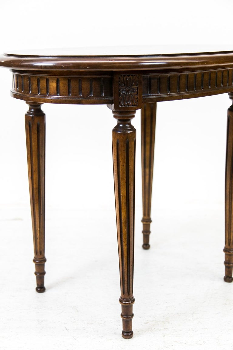 Walnut Oval Center Table For Sale at 1stDibs