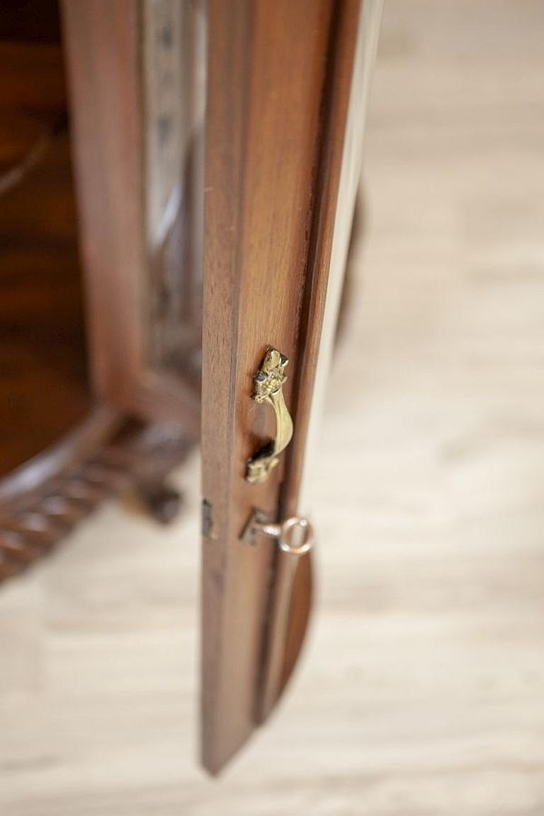 Brown Walnut Showcase from the 2nd Half of the 20th Century For Sale at ...