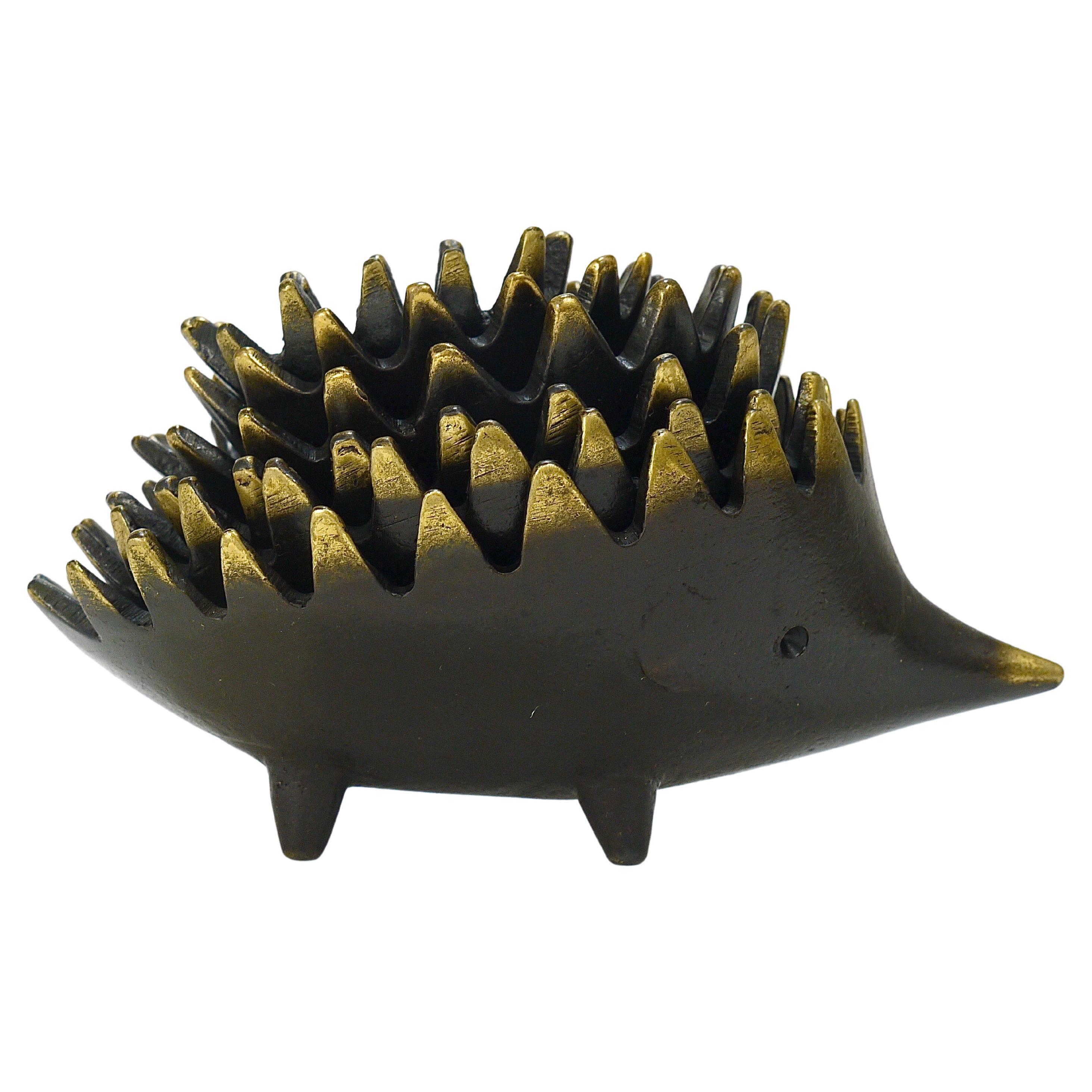 Brass Decorative Objects - 9,293 For Sale at 1stDibs | brass objects ...