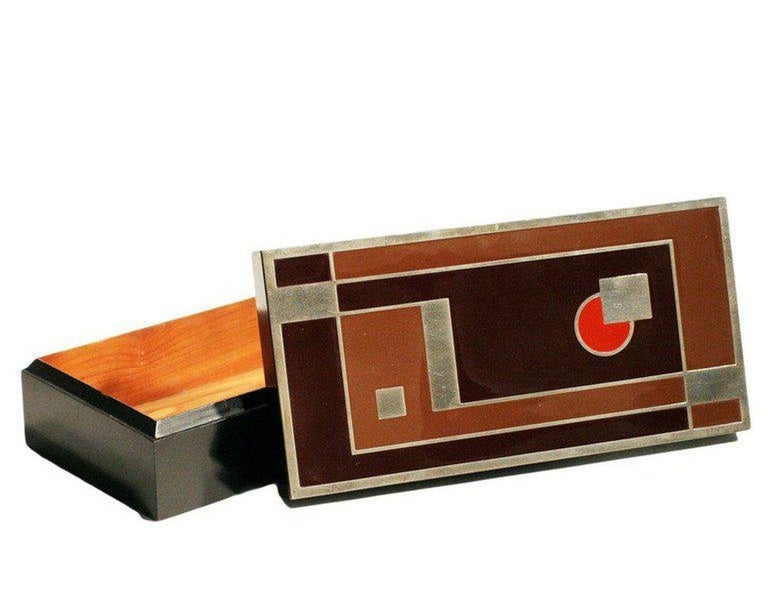 Walter Dorwin Teague Designed Kodak "1Gift" Camera with Case For Sale ...