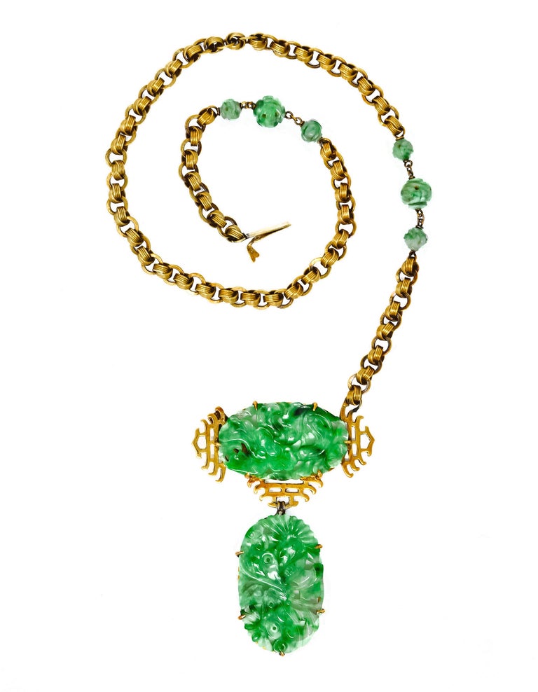 Walter Lampl Retro Jade 14 Karat Yellow Gold Drop Necklace at 1stDibs