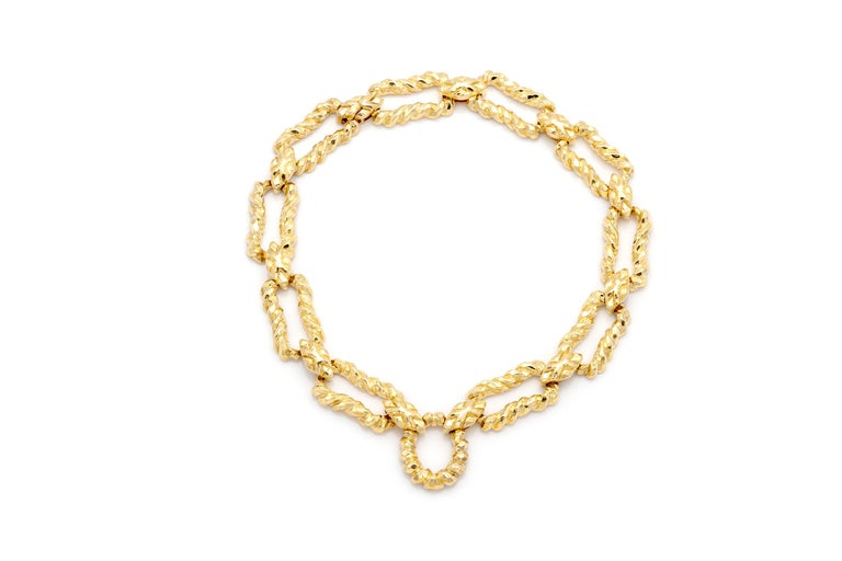 Wander France Gold Necklace and Pendant with Diamonds For Sale at 1stDibs