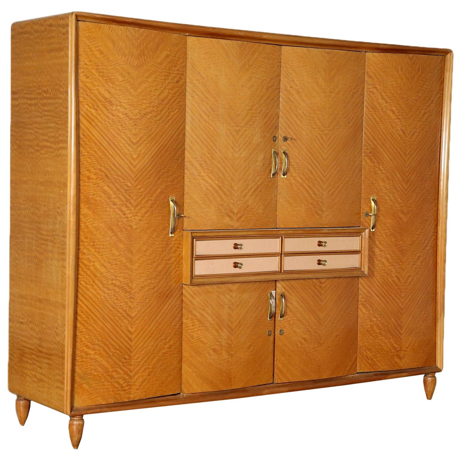 Mid-Century Modern Wardrobes and Armoires - 220 For Sale at 1stdibs