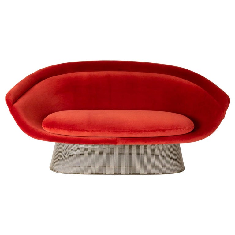 Warren Platner 1716 Settee in Knoll Red Velvet For Sale at 1stDibs