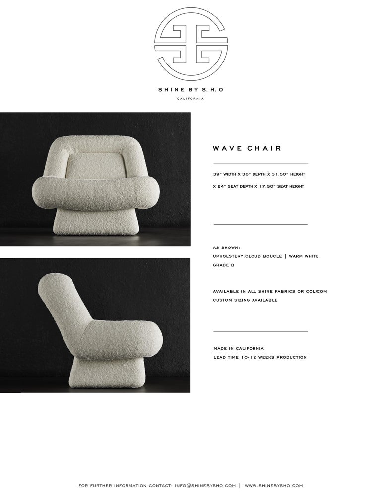 WAVE CHAIR - Modern Design in Cloud Boucle in Warm White For Sale at ...