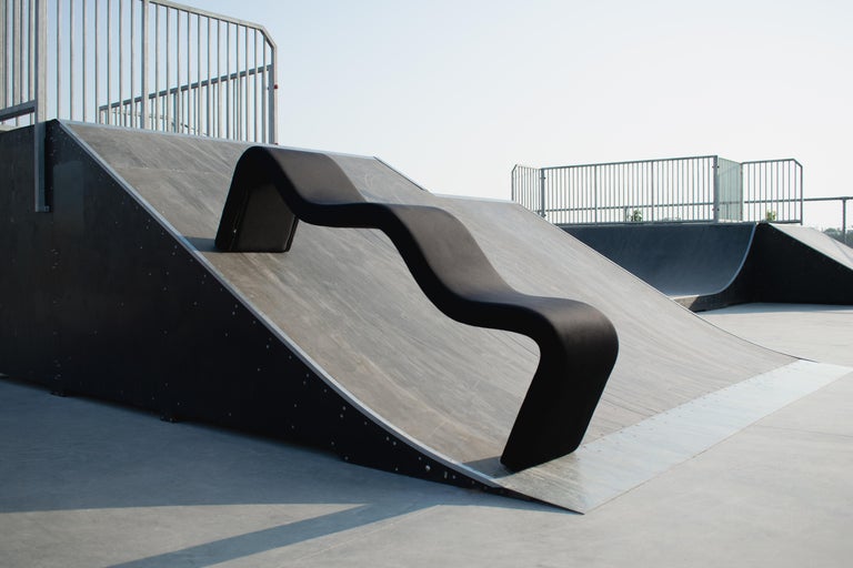 Wavy Bench in Velvet Plush Fabric For Sale at 1stDibs