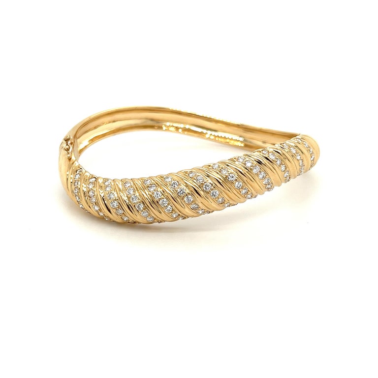 Wavy Curved 18K Gold Bangle Bracelet with Round Cut Diamonds For Sale ...