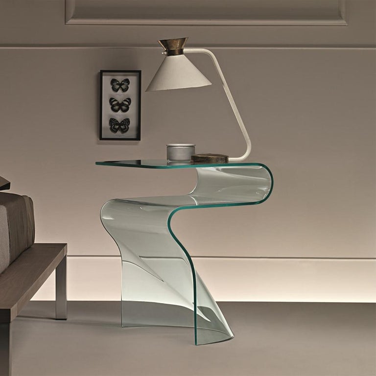 Wavy Glass Side Table Casted in One Slab of Curved Clear Glass For Sale ...