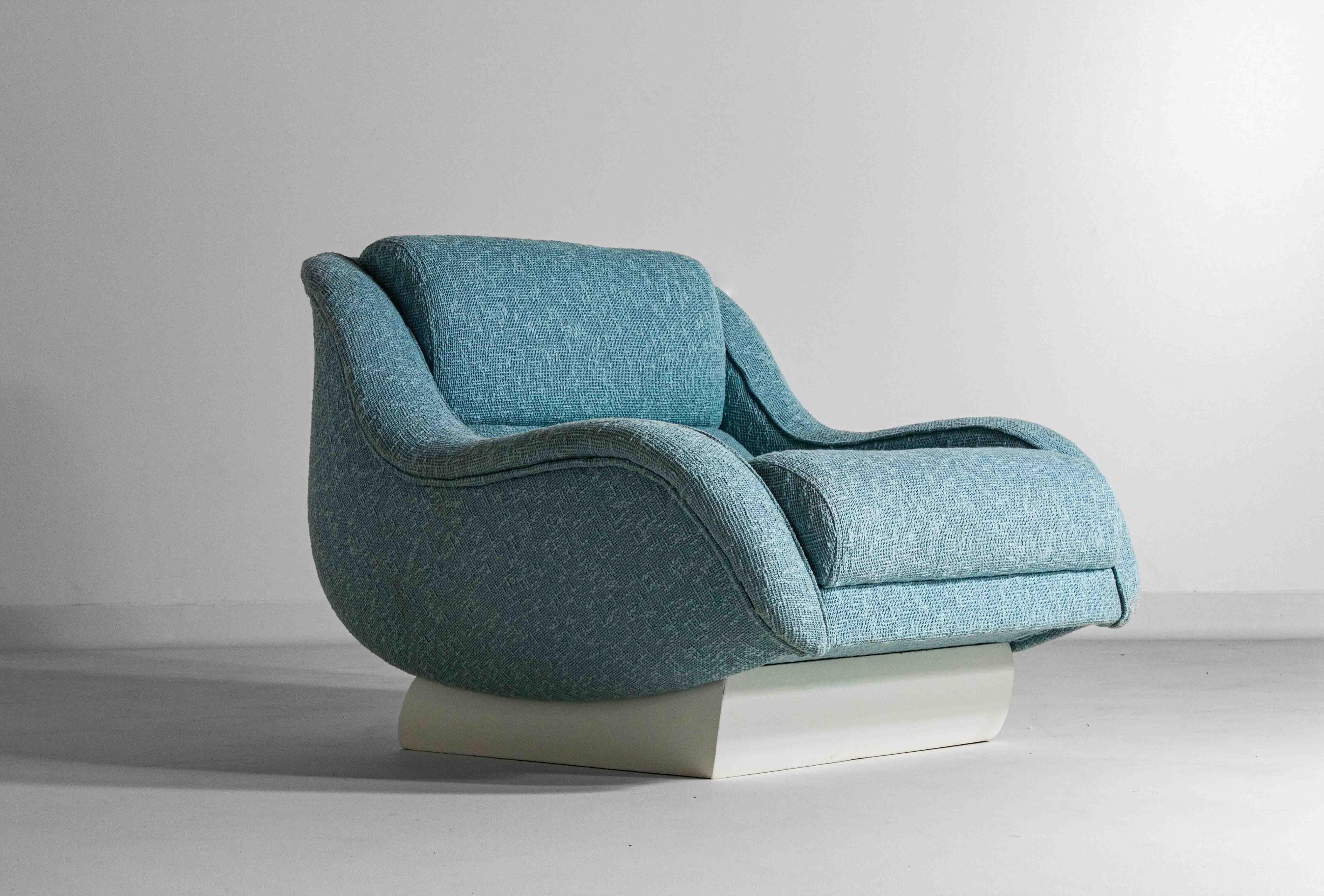 Wavy lounge chairs in dreamy blue upholstery, Italy 1970s For Sale at ...
