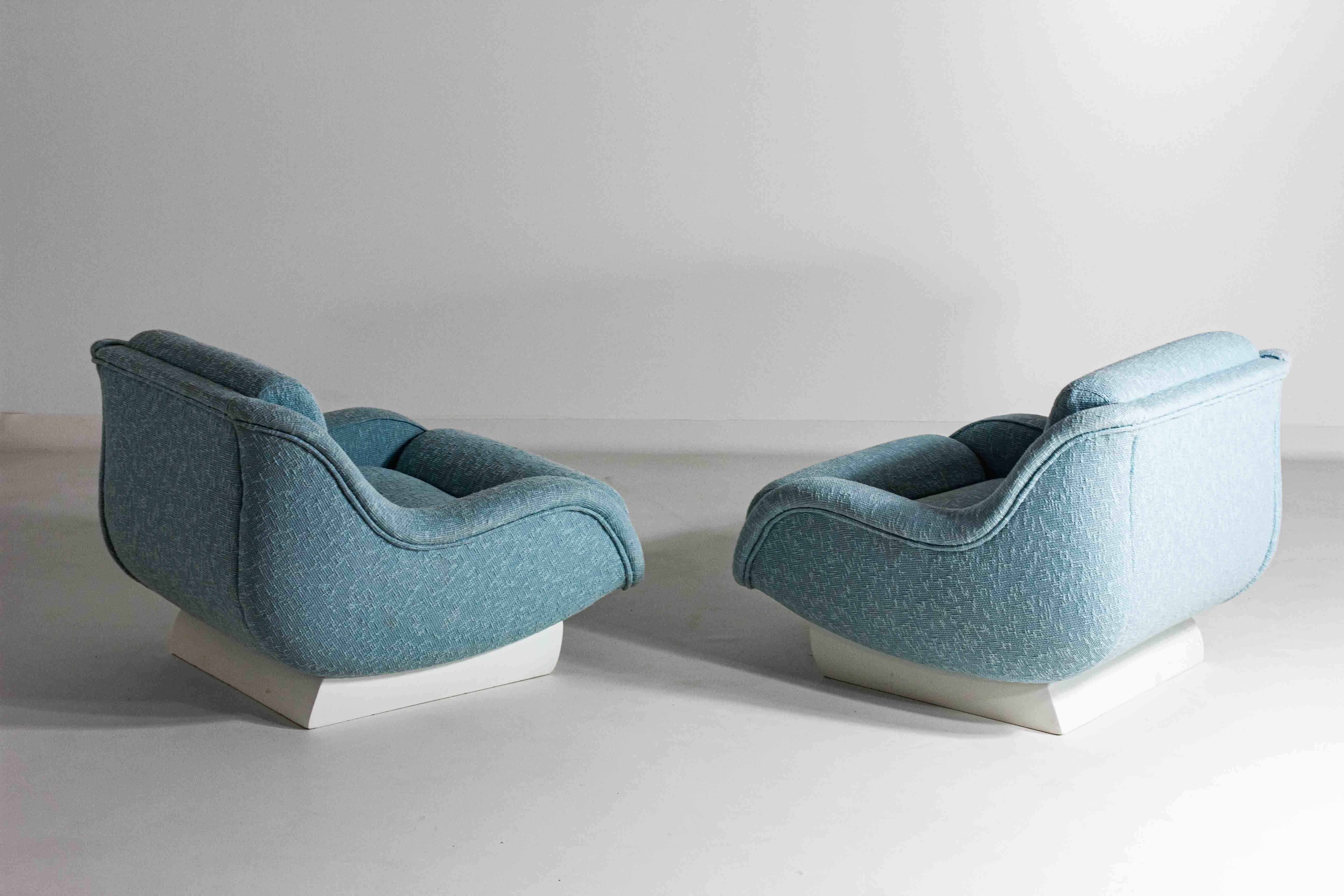 Wavy lounge chairs in dreamy blue upholstery, Italy 1970s For Sale at ...
