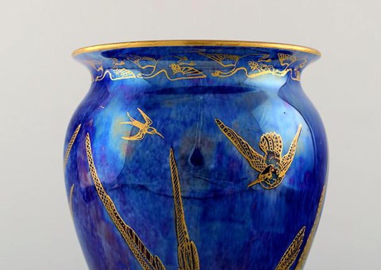 Wedgwood "Fairy" Vase in Luster Glaze, Decorated with Birds at 1stDibs