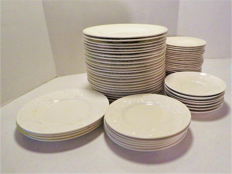 Wedgwood Fine Bone China Dinnerware Patrician Pattern England 165pcs ...