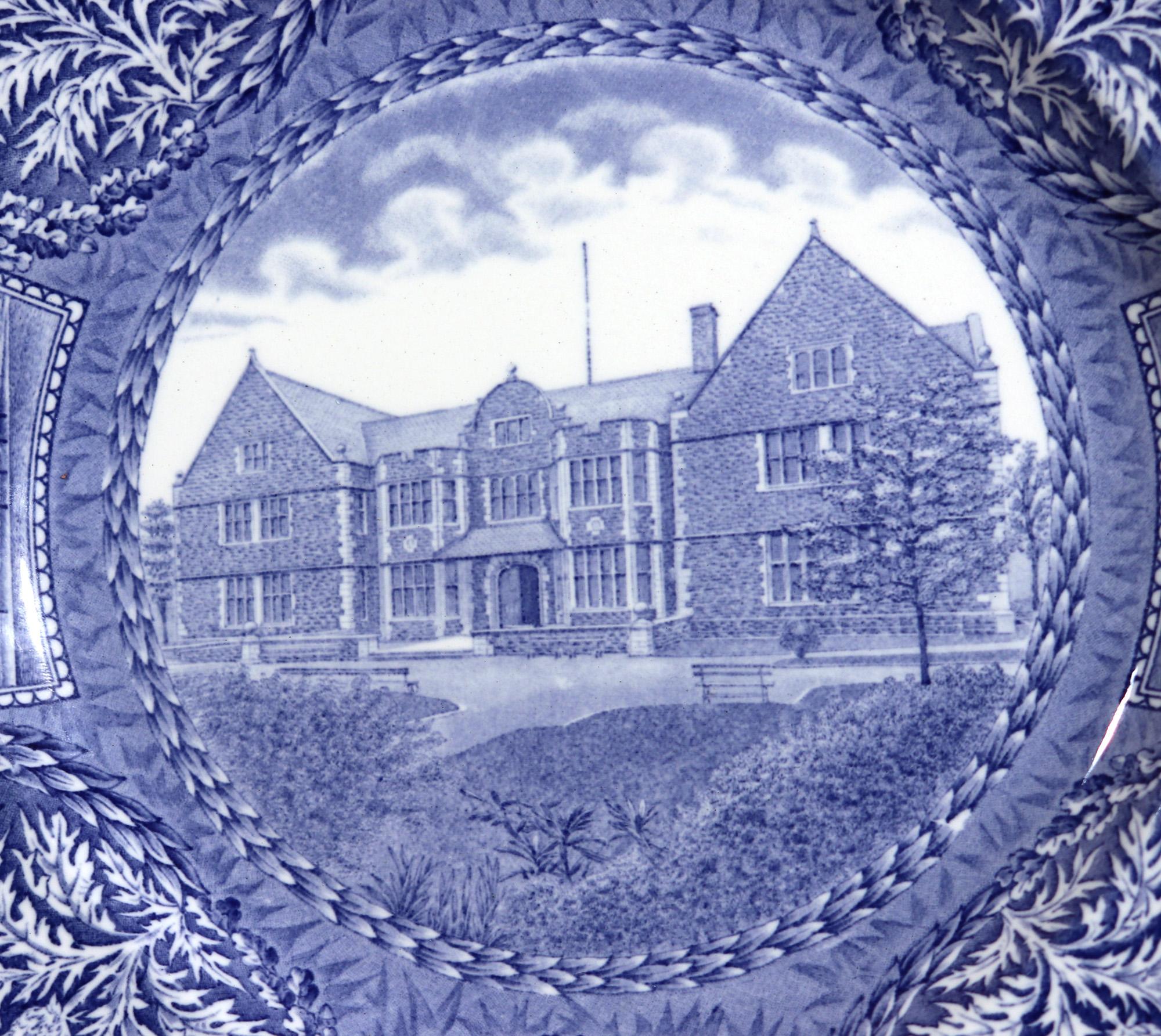 Wedgwood Pottery University of Pennsylvania Blue and White Plates, Set ...