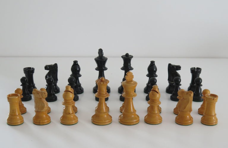 Weighted Club Chess Set Kings Staunton Pattern No 5 Boxed Circa 1930 For Sale At 1stdibs