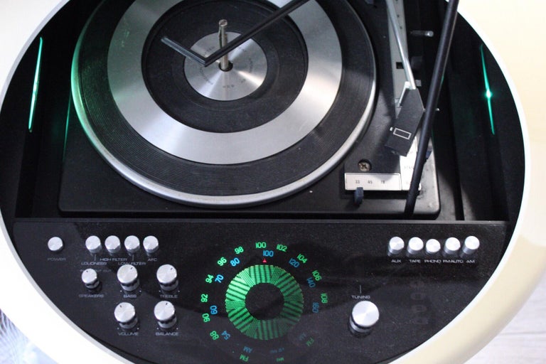 Weltron 2005, "The New Shape of Sound", 1973 at 1stDibs