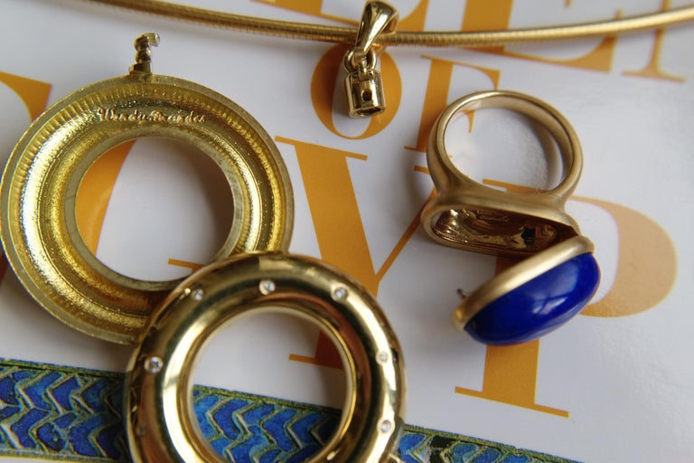 Wendy Brandes 18K Gold Lapis Lazuli Locket Ring With Secret Compartment ...