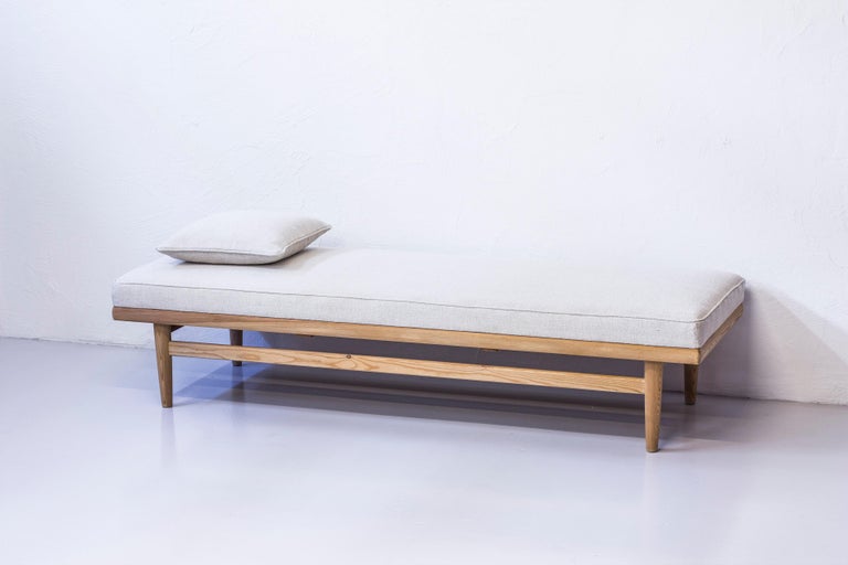 Daybed by Harry Moen for Konrad Steinstads Snekkerverksted, Norway at ...