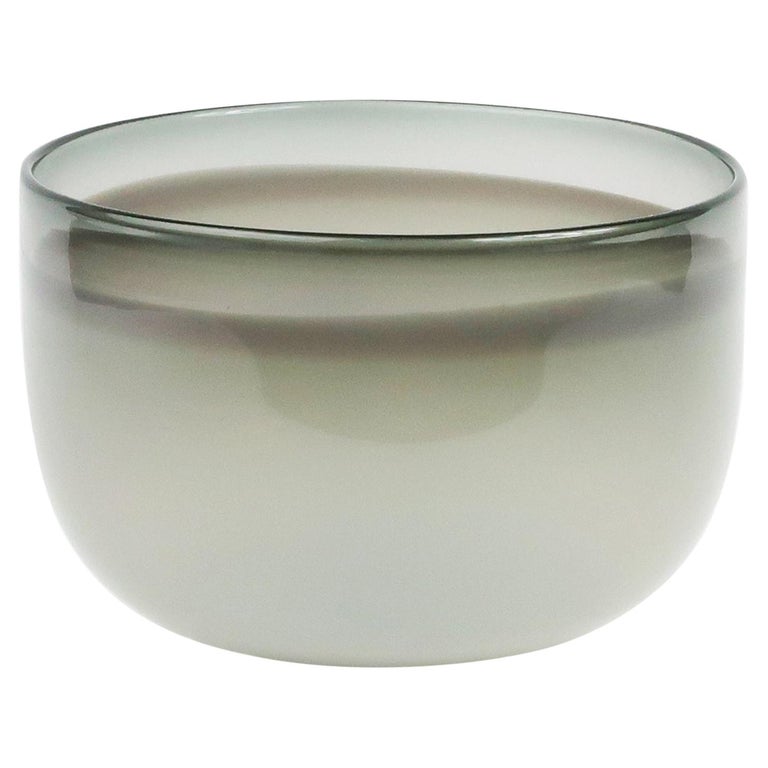 White and Gray Studio Glass Bowl by Guggisberg Baldwin For Sale at 1stDibs