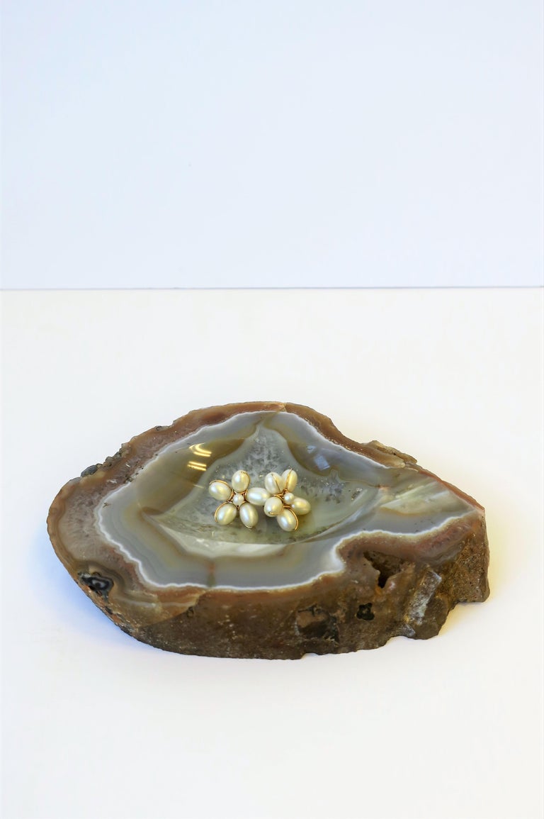 White and Sand Agate Onyx Vessel Bowl or Decorative Object For Sale at ...