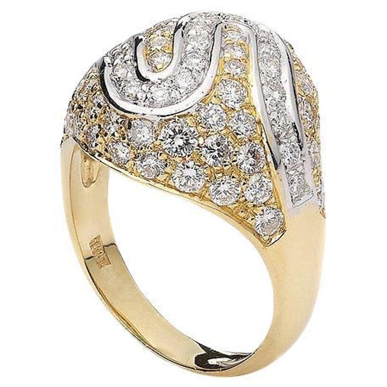 White and Yellow Gold Diamond Ring For Sale at 1stDibs