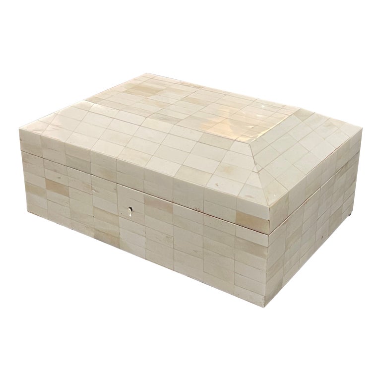 White Bone Box, India, Contemporary For Sale at 1stDibs