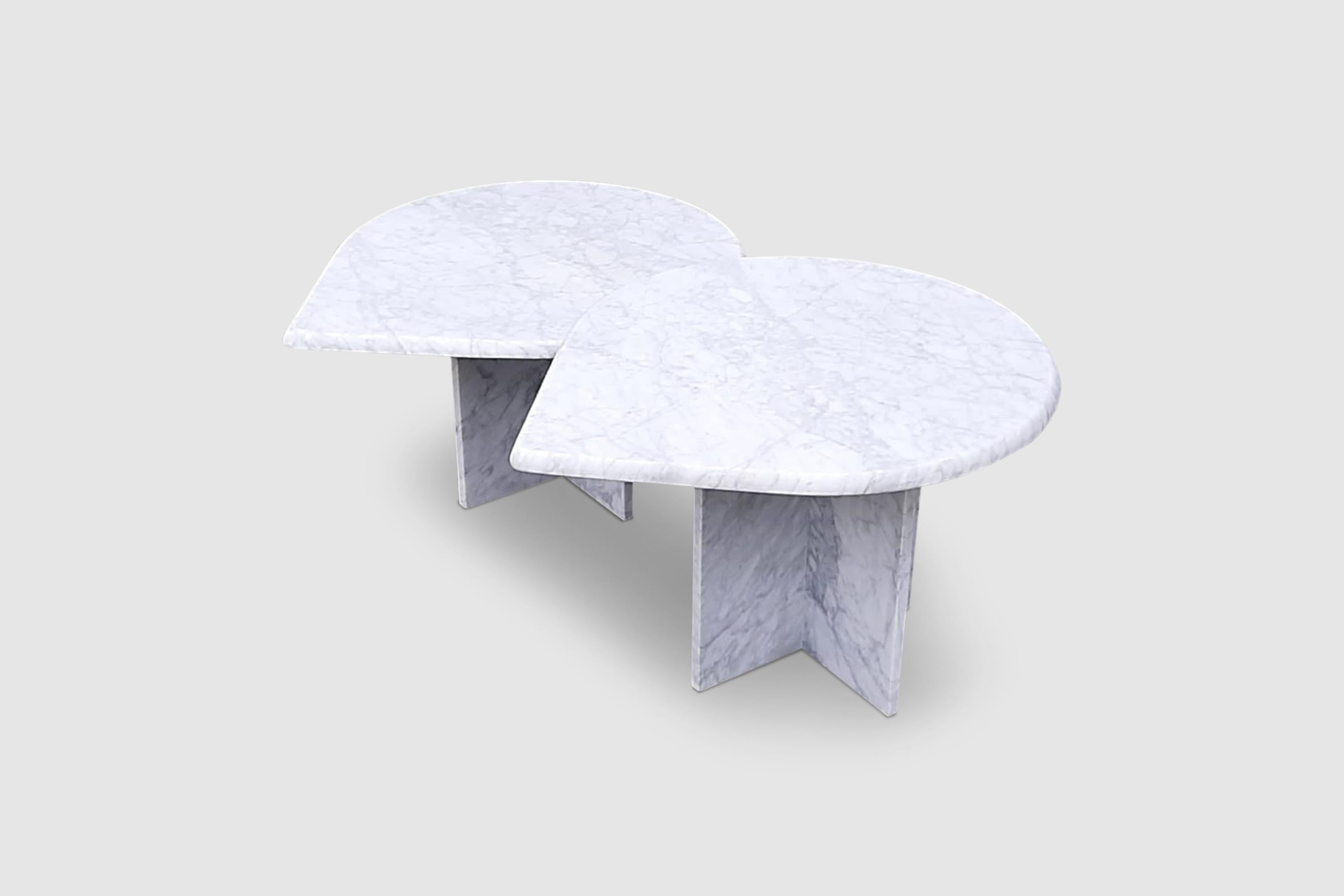 White carrara marble teardrop side table Germany 1970s, set of 2 at 1stDibs
