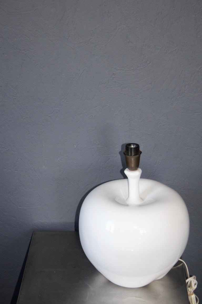 White Ceramic Apple Table Lamp For Sale at 1stDibs